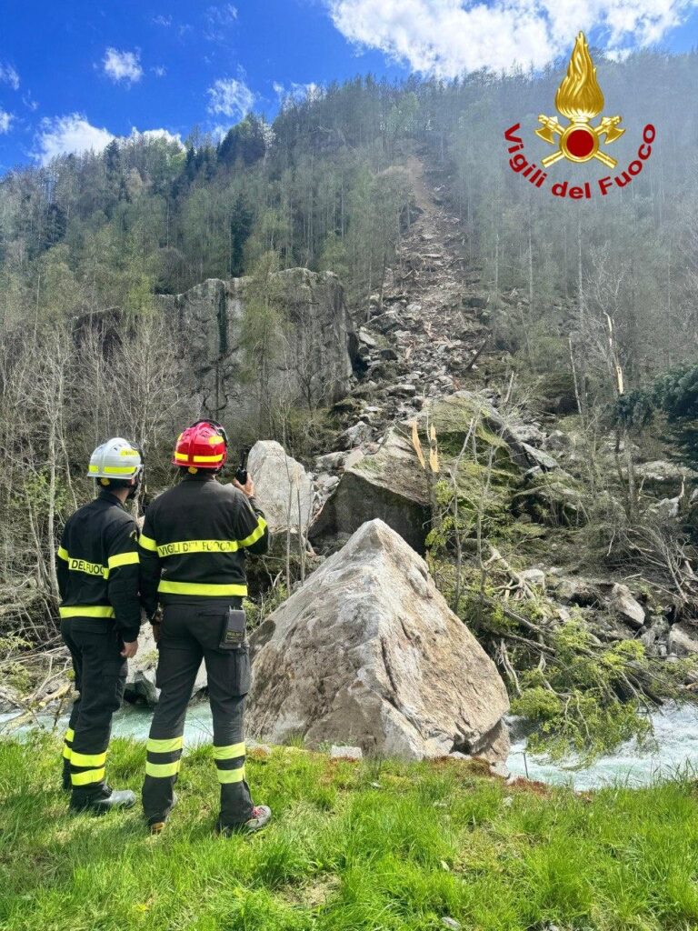 Frana a Chialamberto, non ci sarebbero persone coinvolte